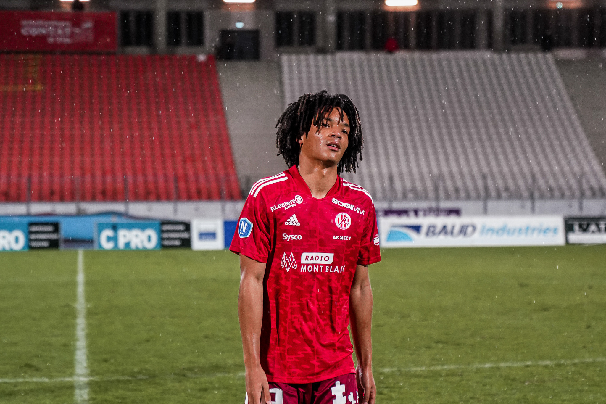 National 1 - Fin du prêt de Mungo Bridge (Aston Villa) - FC ANNECY Site ...